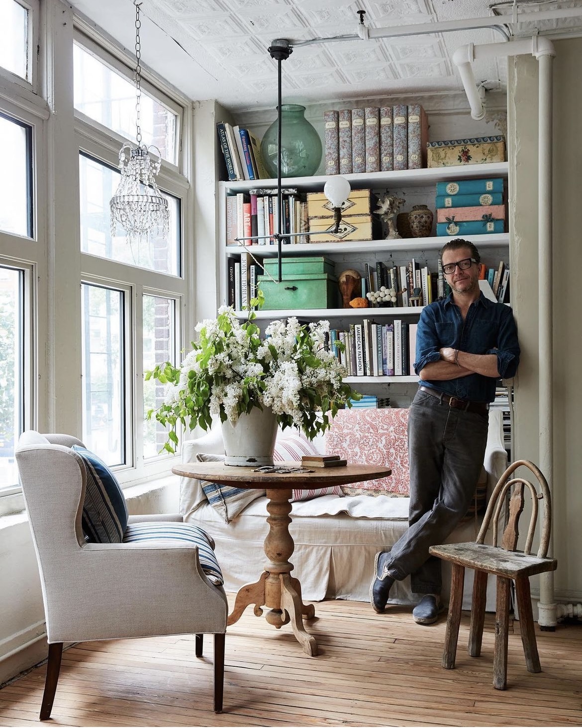 John Derian y su habilidad innata para crear escenarios improbables y ...